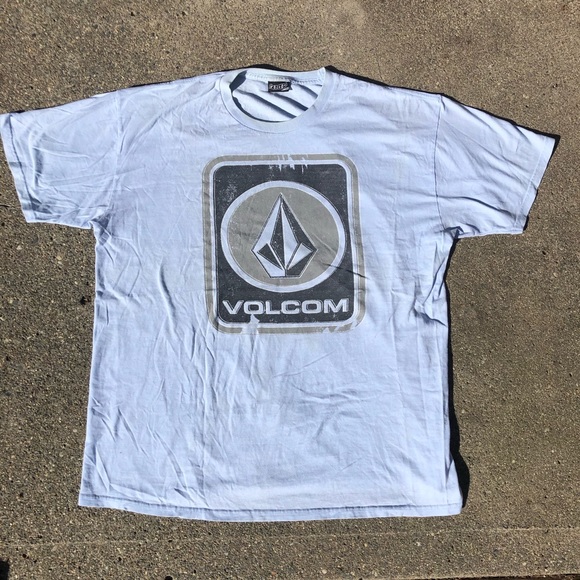 Volcom | Shirts | Y2k Vintage Volcom Shirt | Poshmark